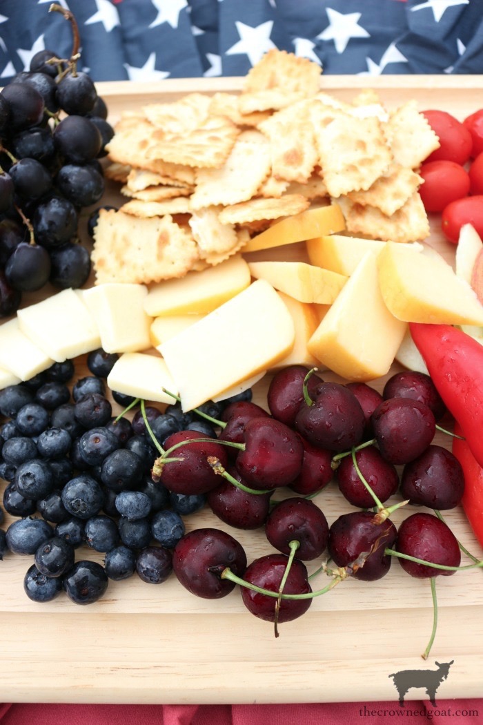 How to Make a Serving Tray From a Breadboard