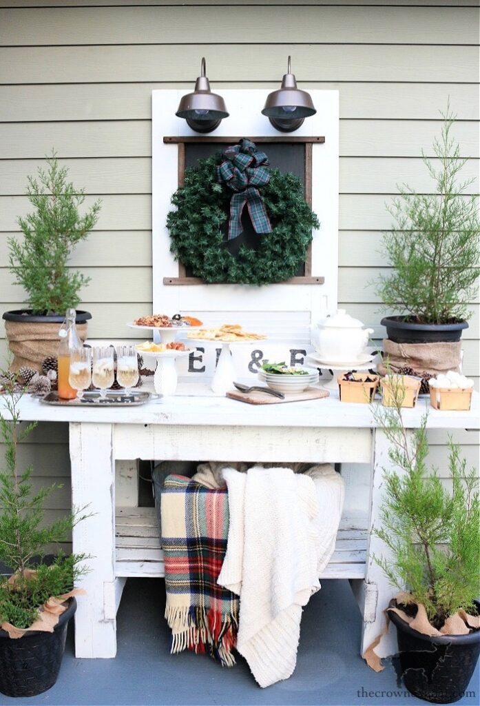 Rustic New Year's Tablescape
