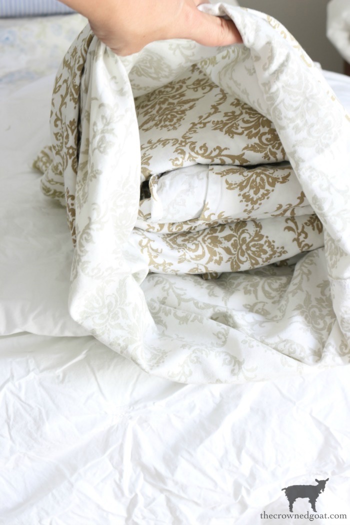 Tips & Tricks for Clutter Free Linen Closets