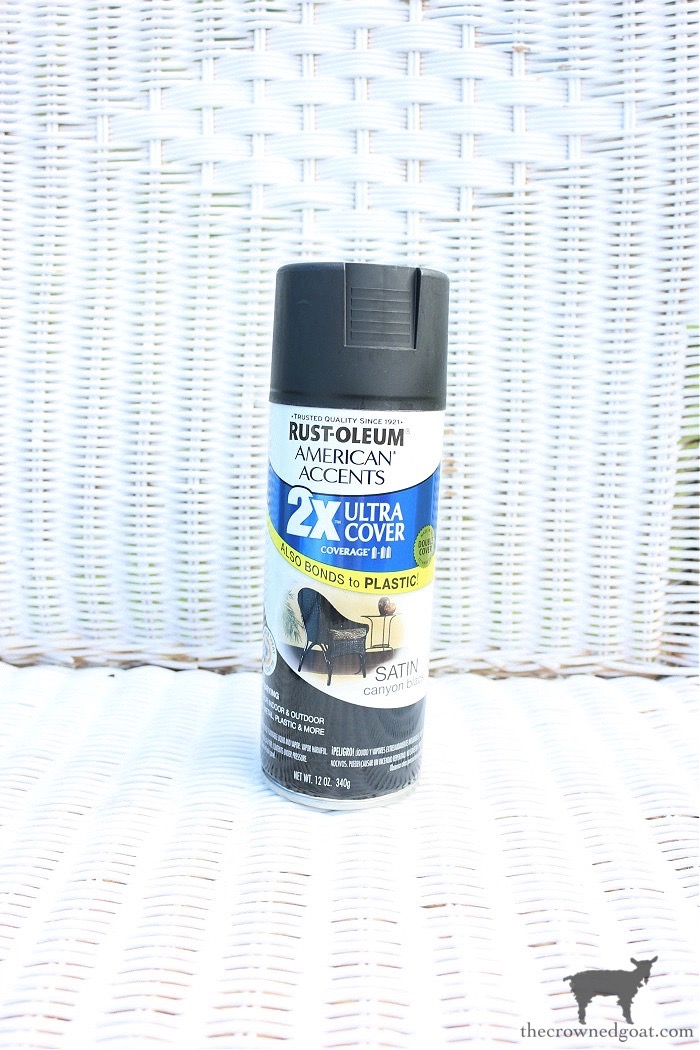 How to Spray Paint Wicker Furniture