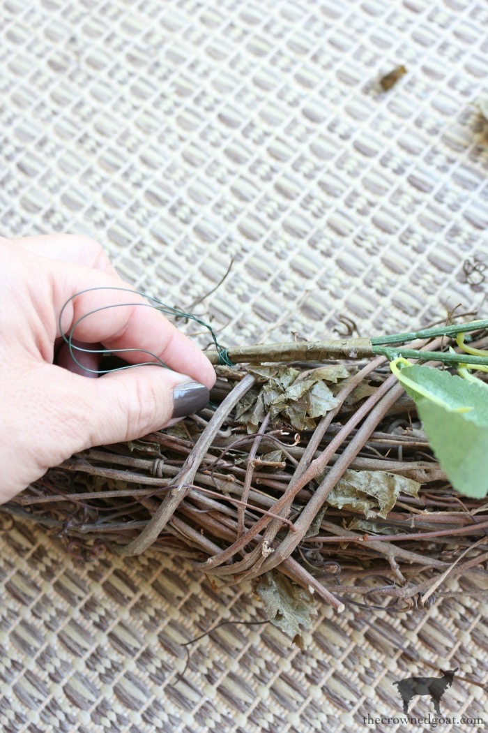 A Fall Grapevine Wreath for Beginners