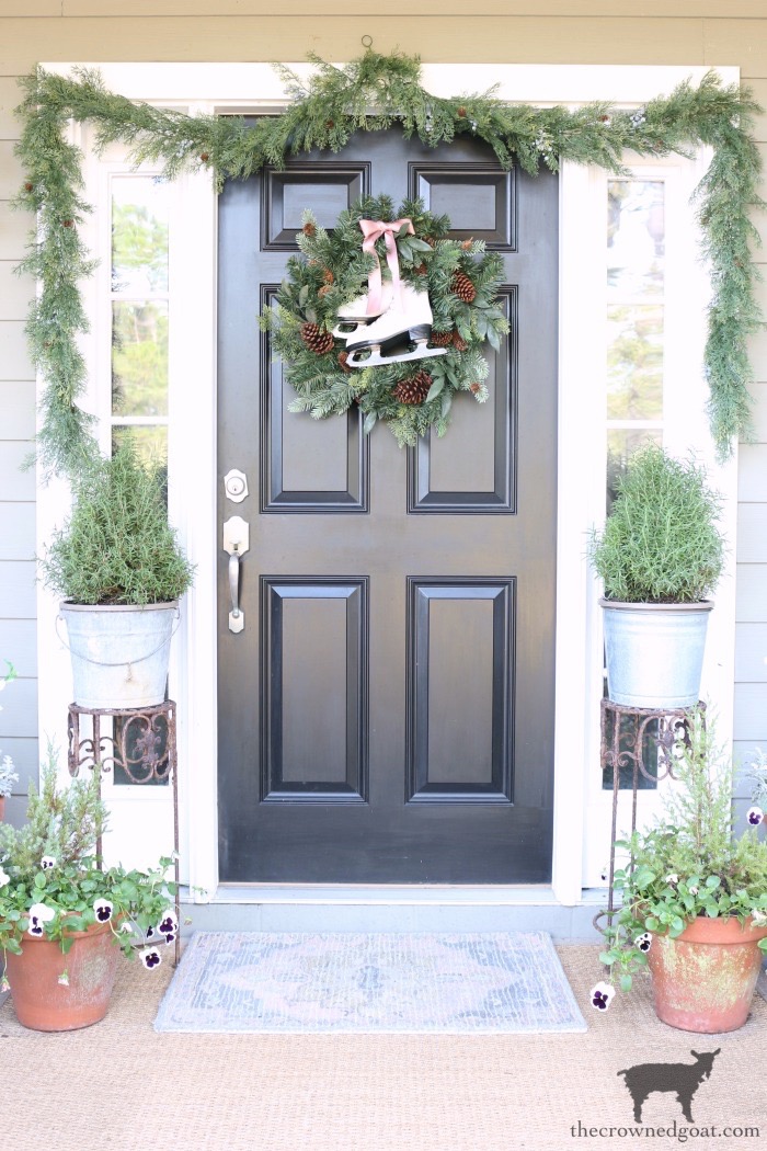 Holiday Door Decor Inspiration & Blog Hop