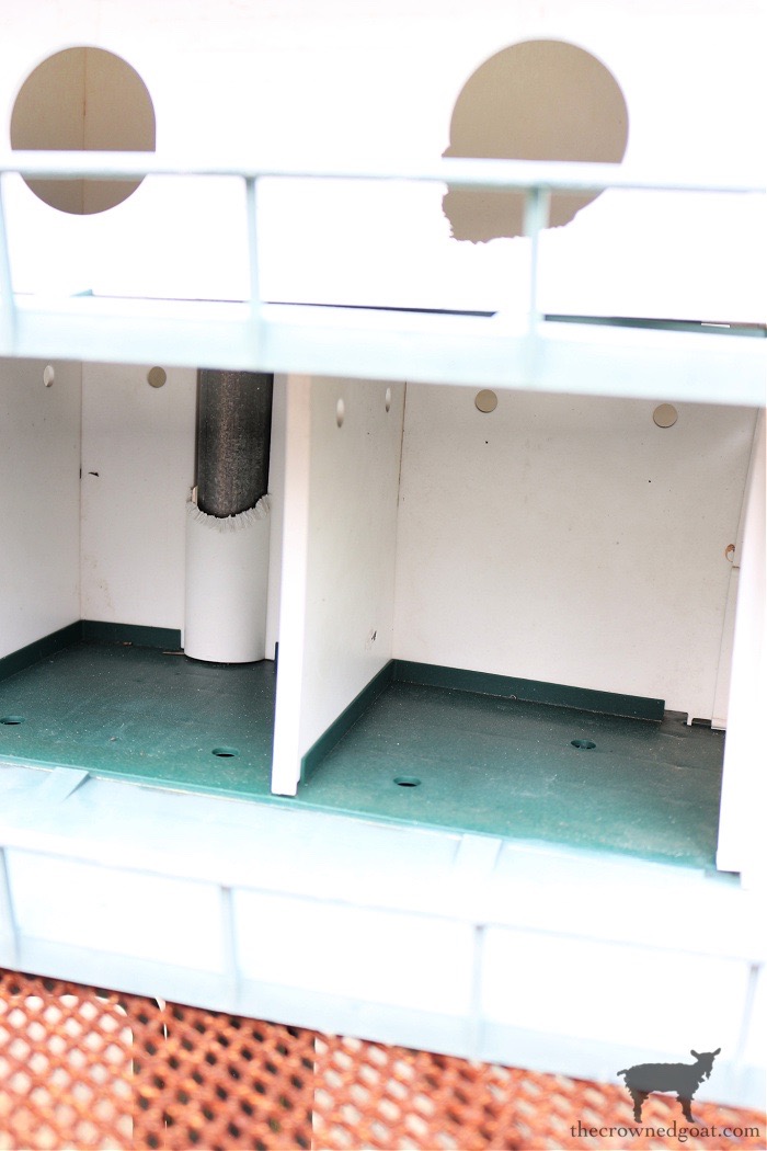 Upcycled Country House Birdhouse