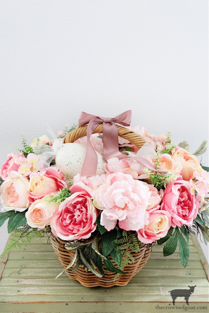 5 Ways to Style a Spring Basket