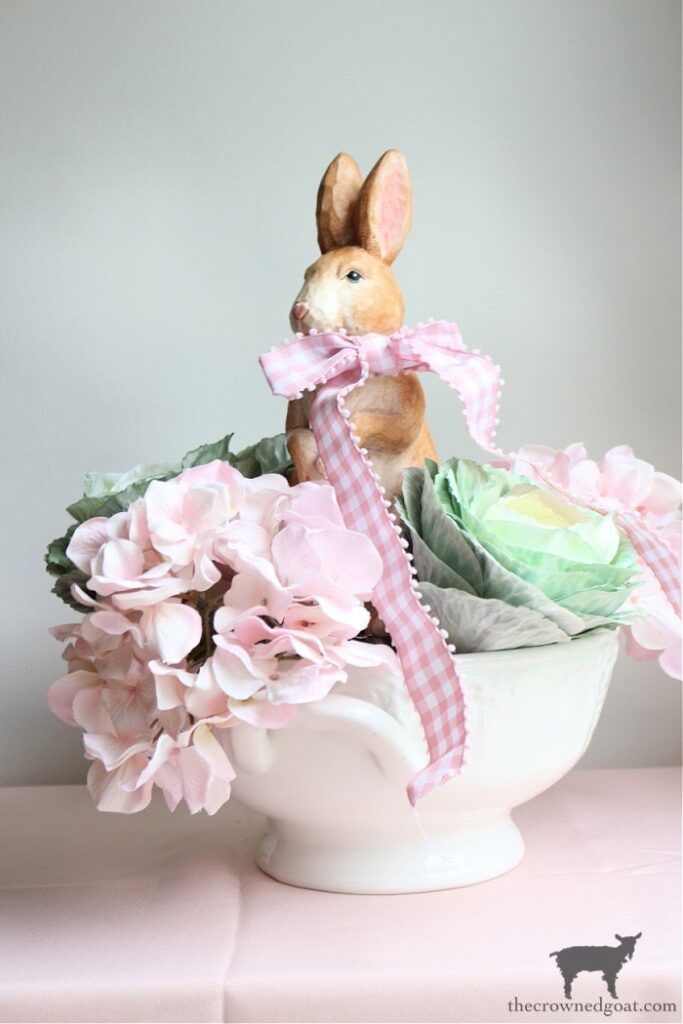 Quick and Easy Easter Vignette Ideas