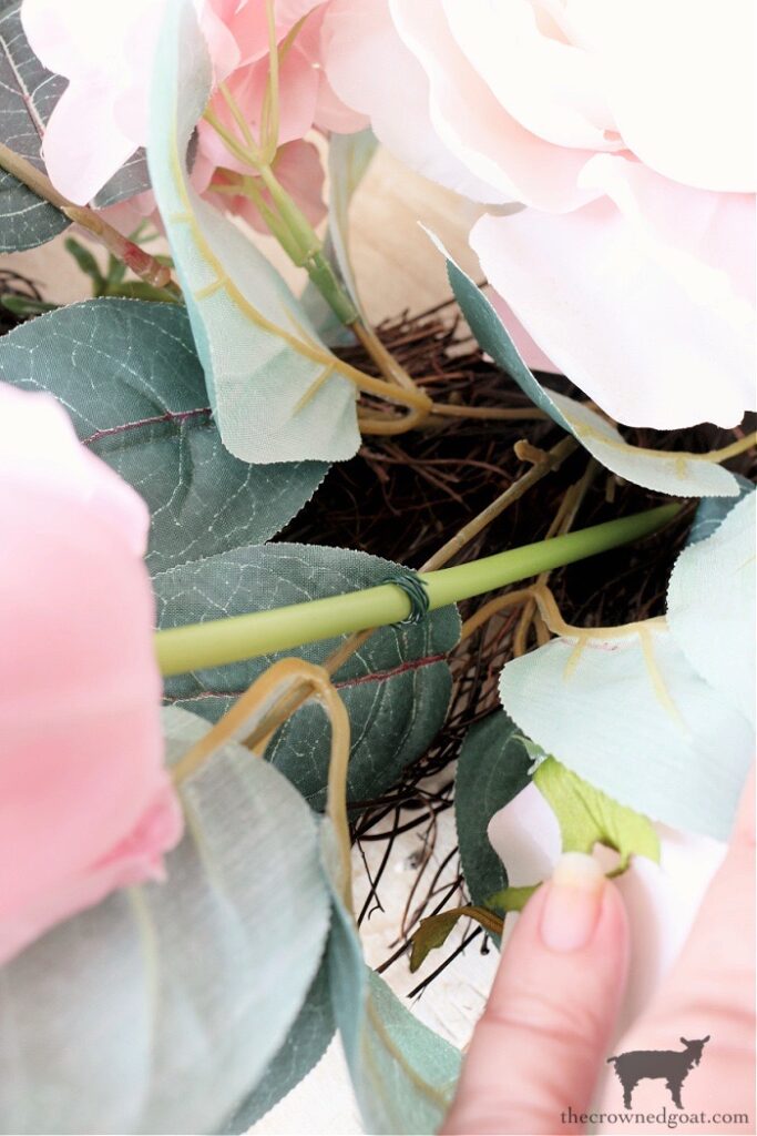 How to Refresh an Old Spring Wreath
