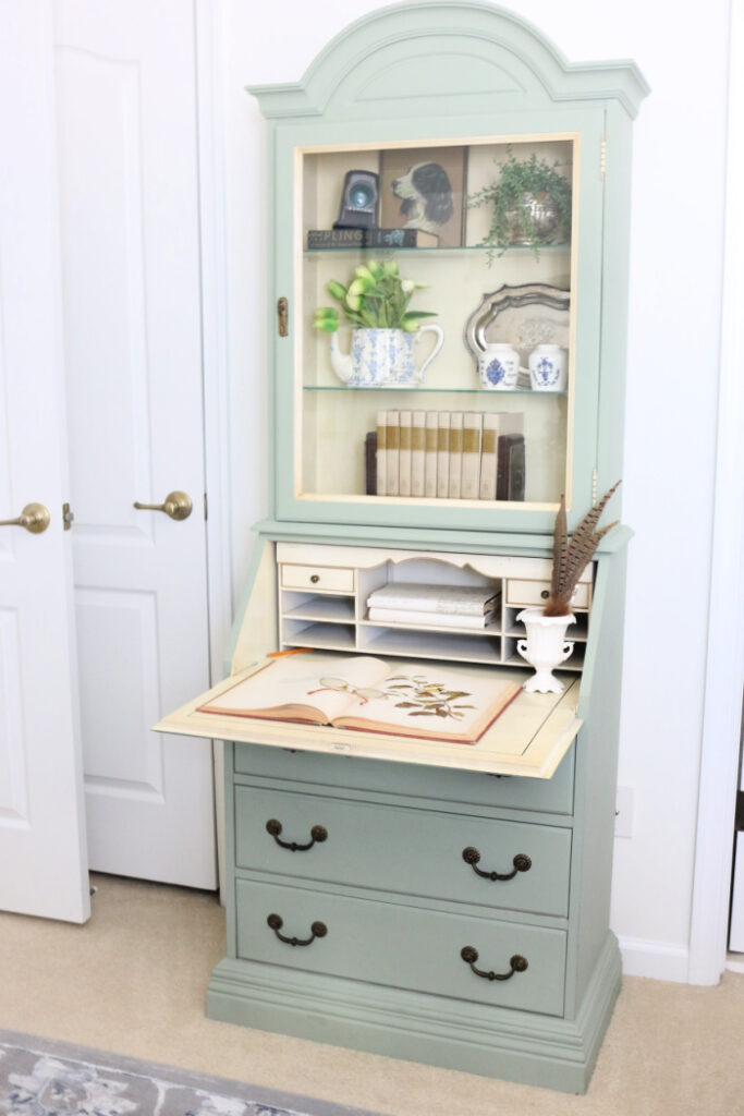 Secretary Makeover in Cartouche Green